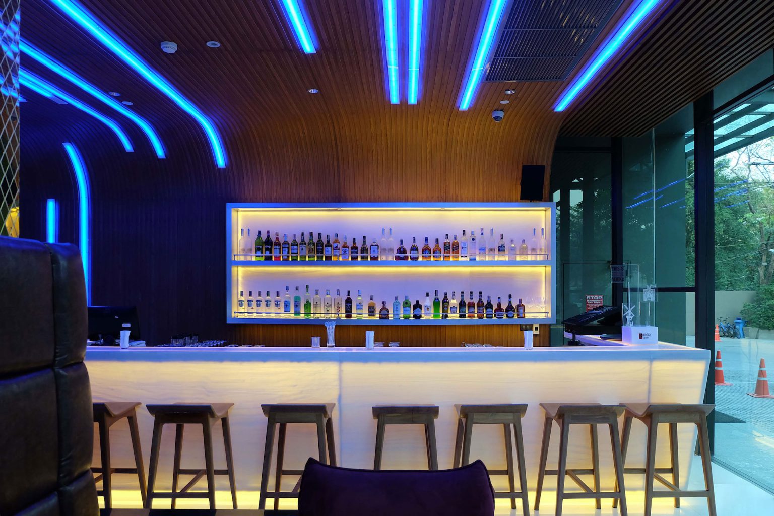 Cape Dara Pattaya: Gallery with Dara Beach Views